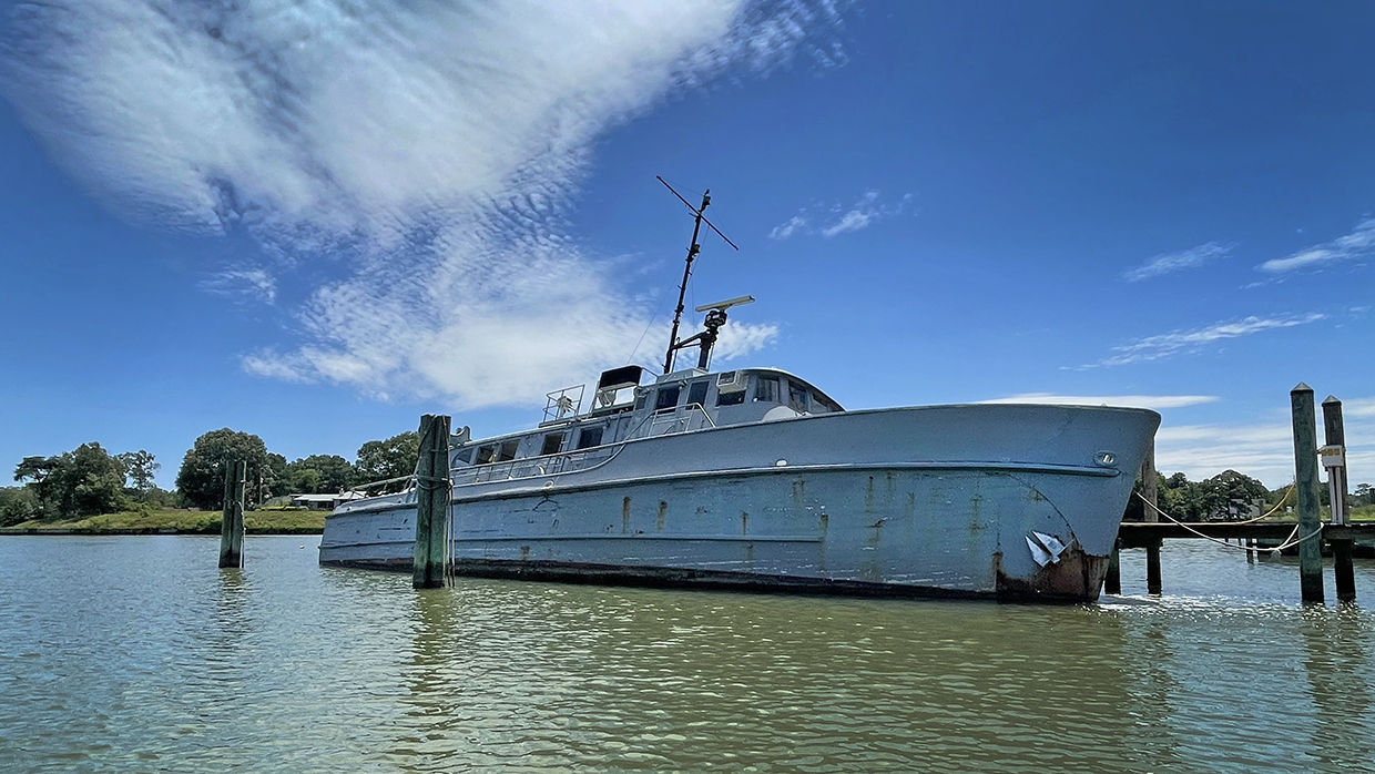 That Sinking Feeling – Classic Boats | Woody Boater