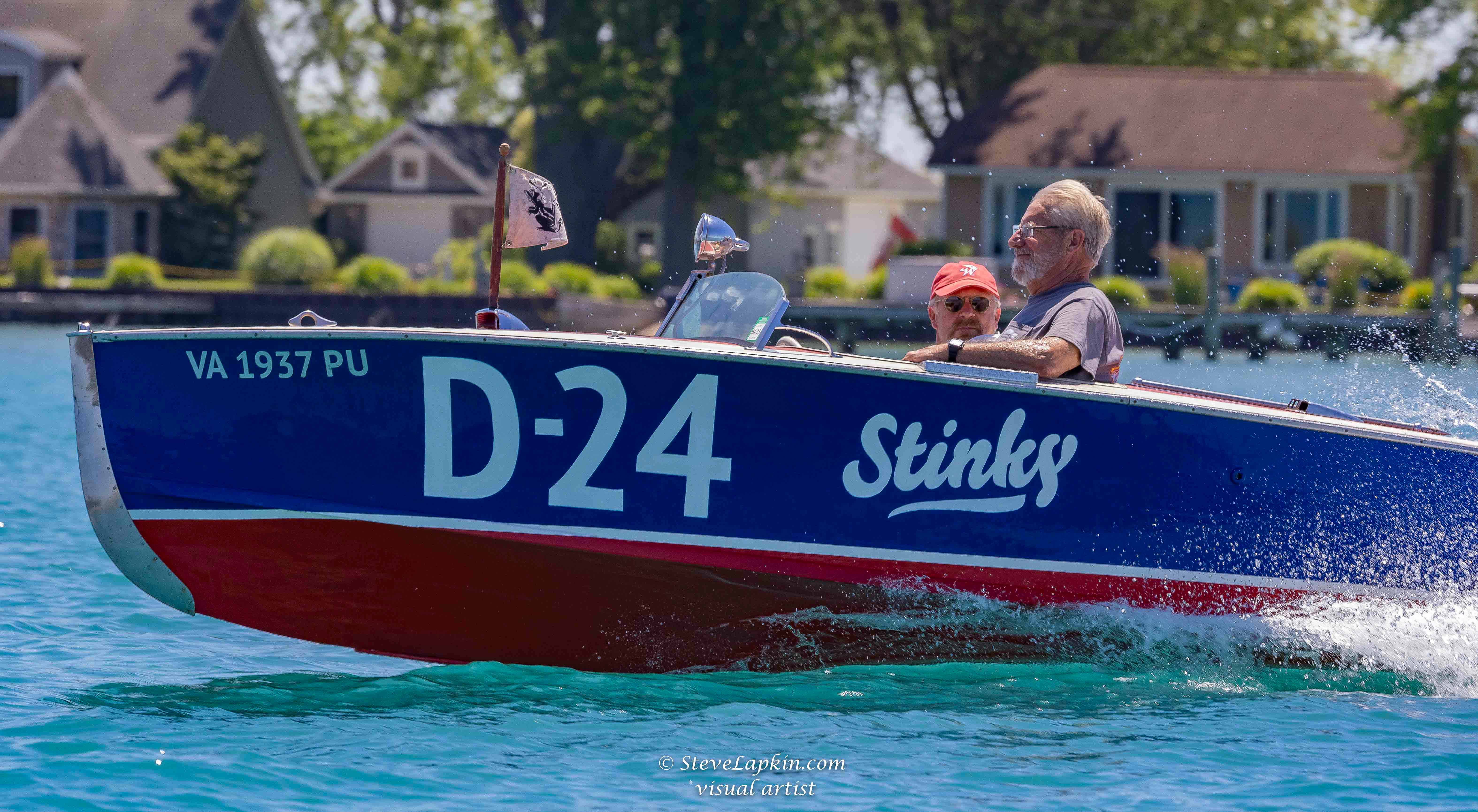 Not A Stinky Story! – Classic Boats | Woody Boater