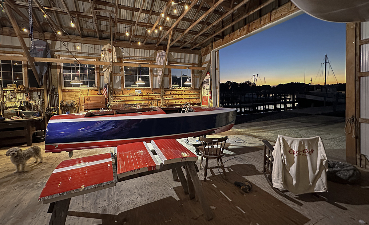 Here Comes The Blue On Stinky – Classic Boats | Woody Boater