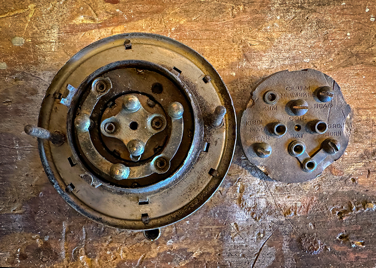 Taking Apart A Clum Switch. A What Switch? CLUM, As in Clumsy ...