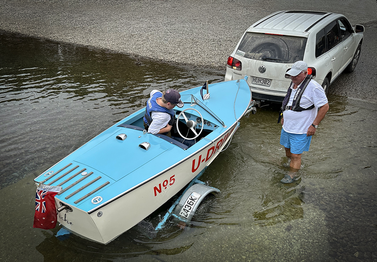 Let’s Get In The Water In New Zealand – Classic Boats | Woody Boater