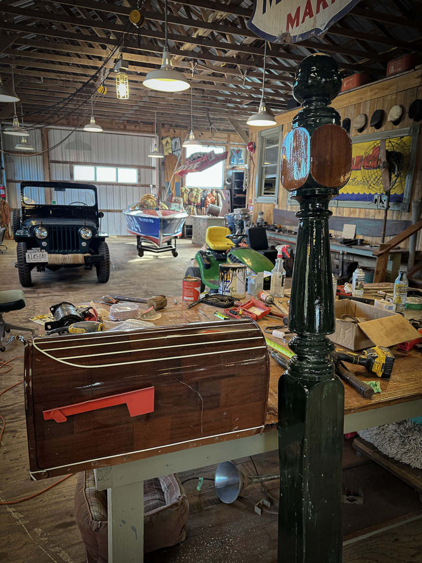Rebuilding Gary Beck’s Mail Box – Classic Boats | Woody Boater