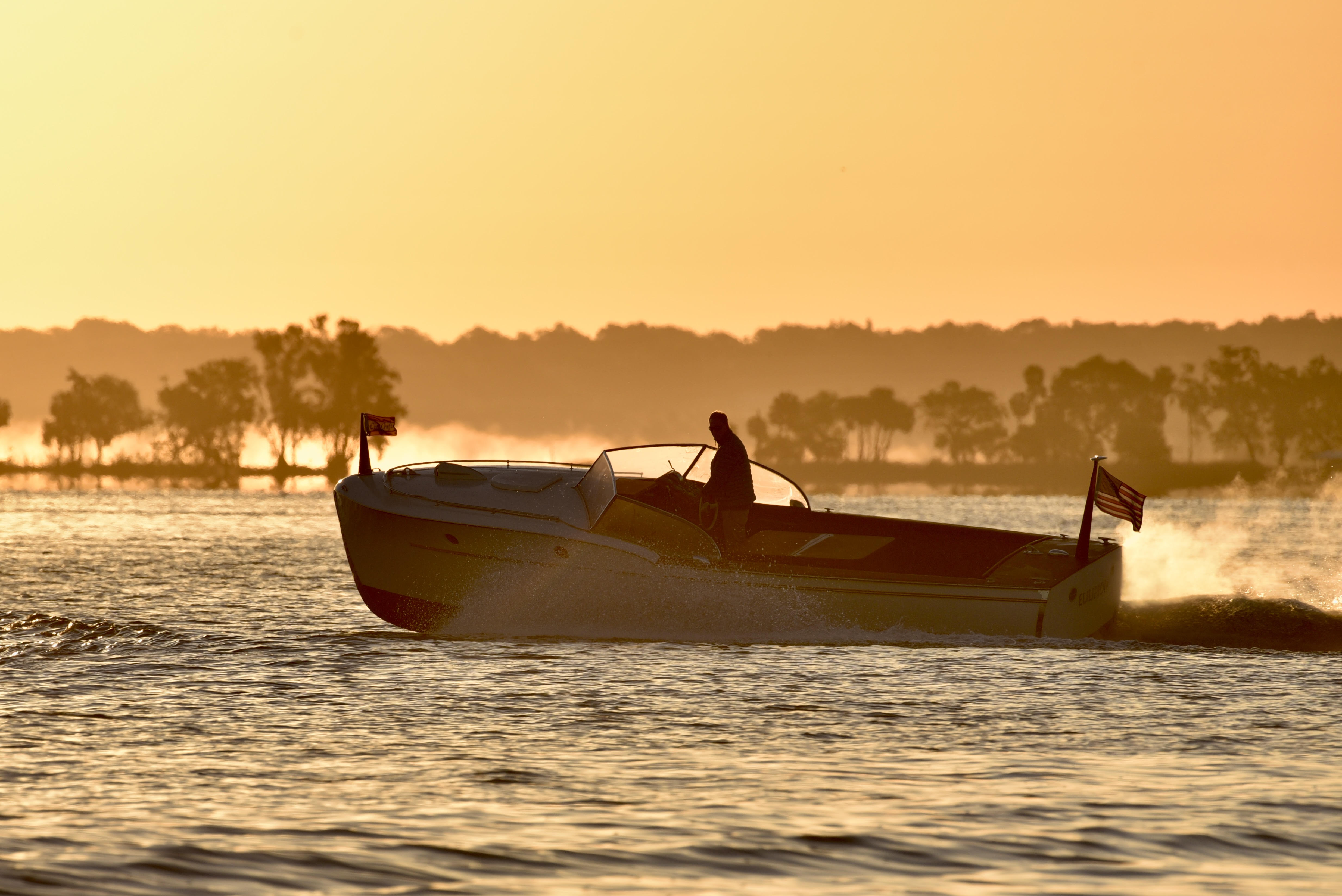 One Hell Of A Day From Moment One – CLICK! AHHHHH – Classic Boats ...