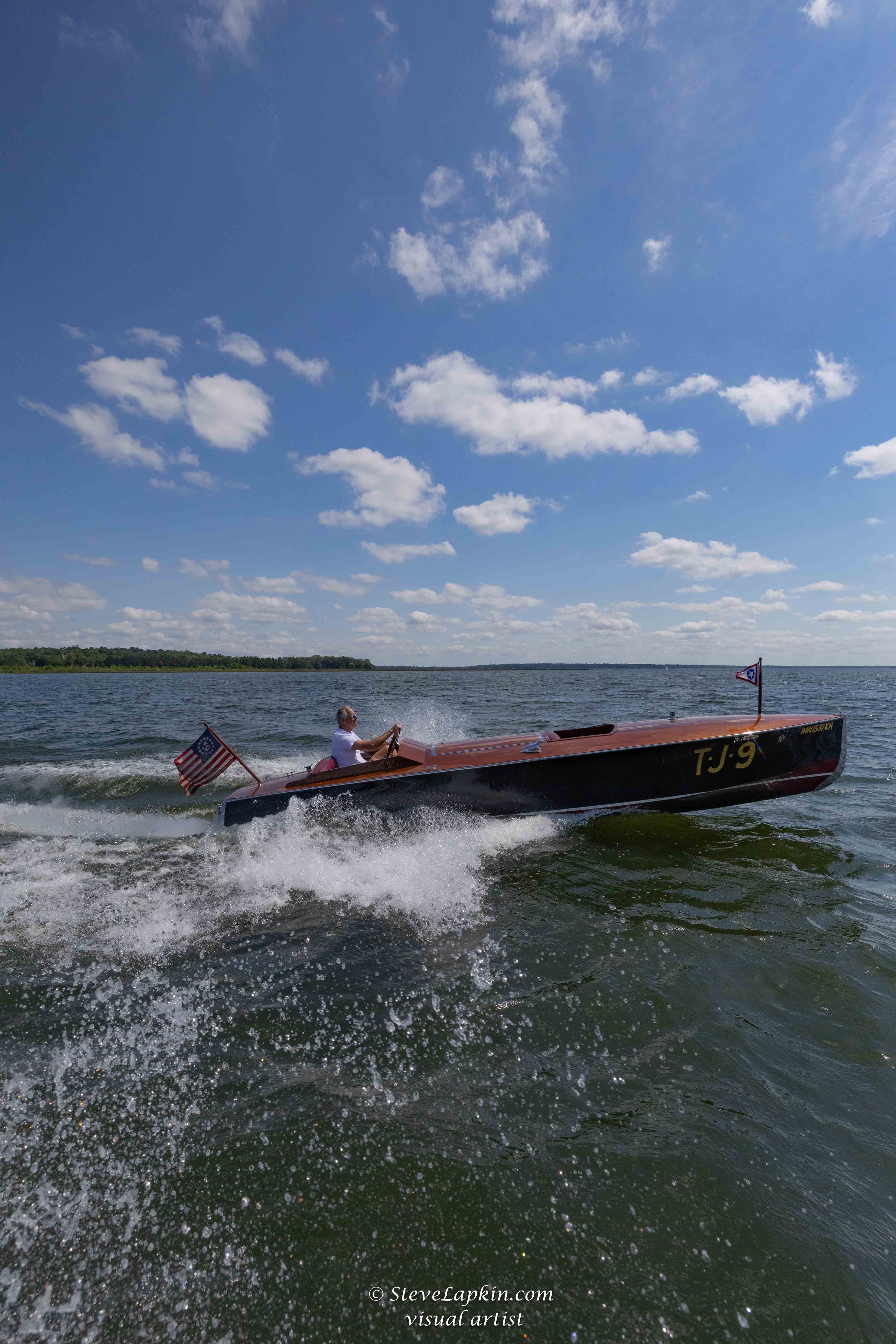 AT GULL: “Beauty is Speed” – Classic Boats | Woody Boater